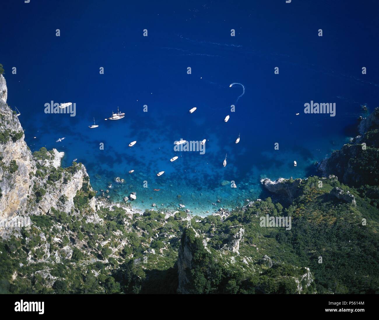 Isla de capri italia hi-res stock photography and images - Alamy
