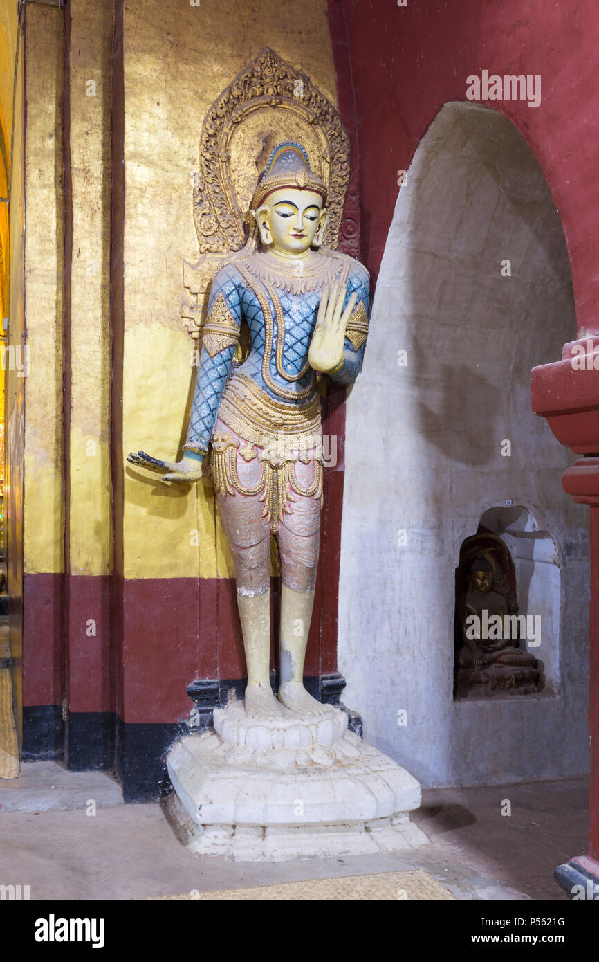 Door guardian, Ananda temple, Bagan, Myanmar Stock Photo - Alamy