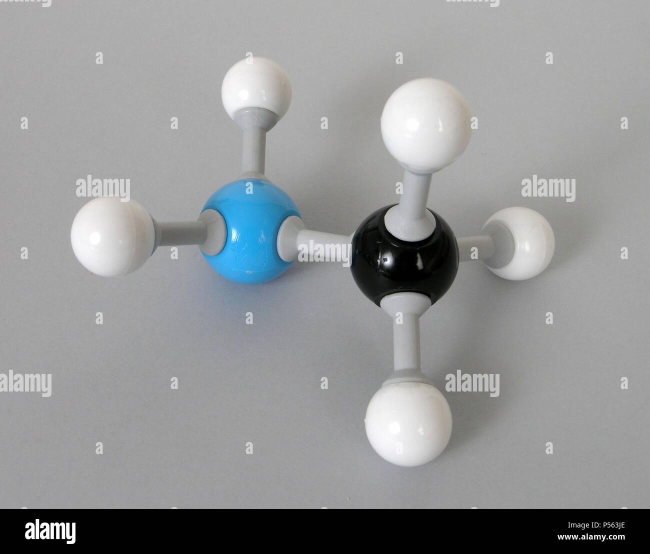 Estructura molecular de la METILAMINA Stock Photo - Alamy