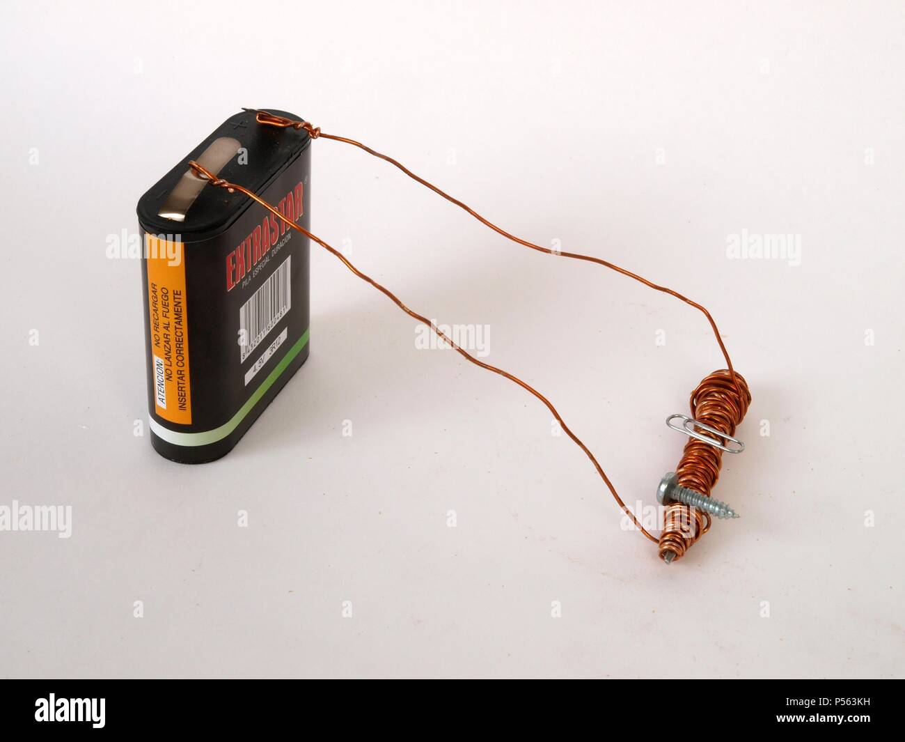 Electroimán hi-res stock photography and images - Alamy