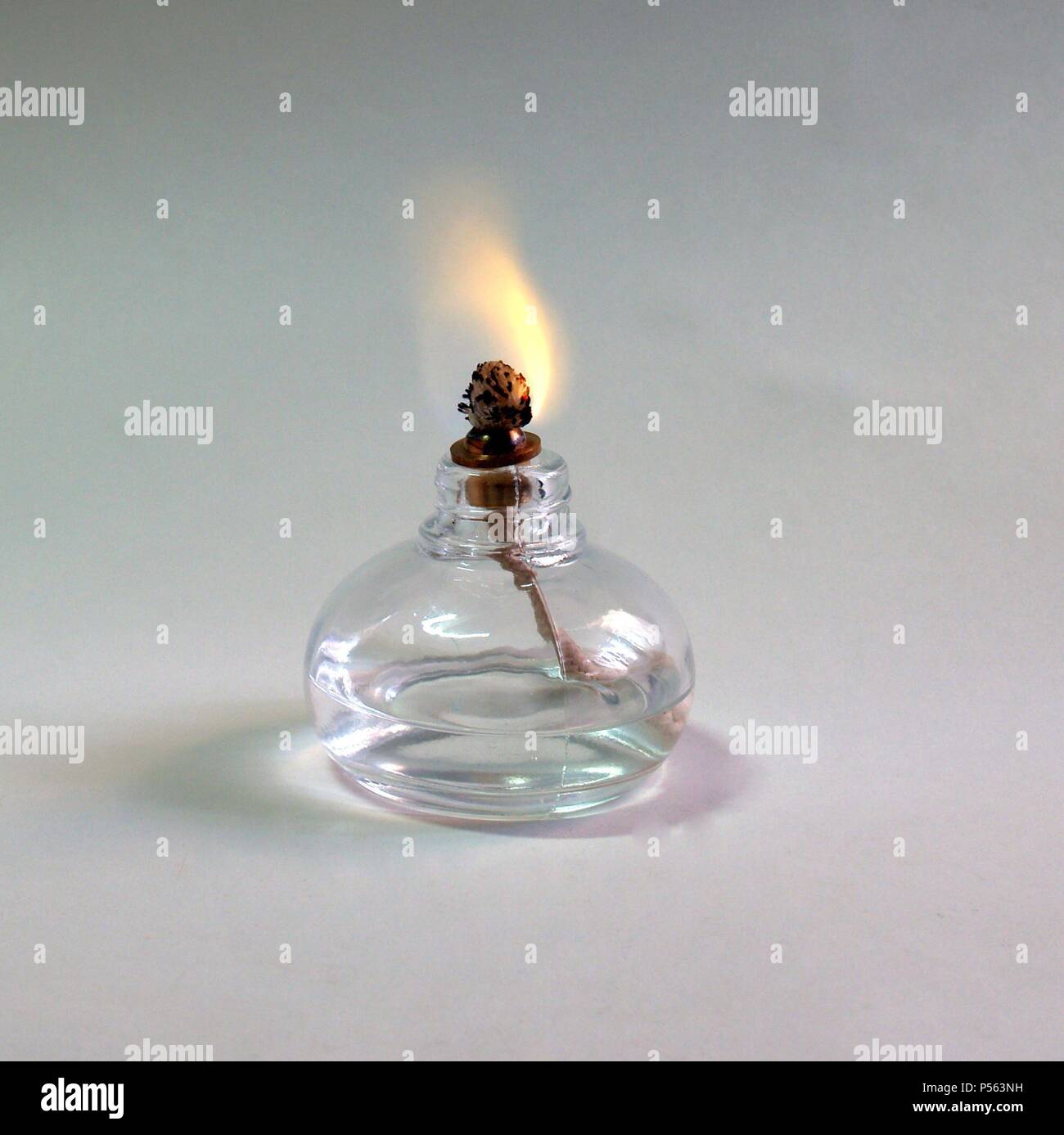 Mechero de alcohol hi-res stock photography and images - Alamy