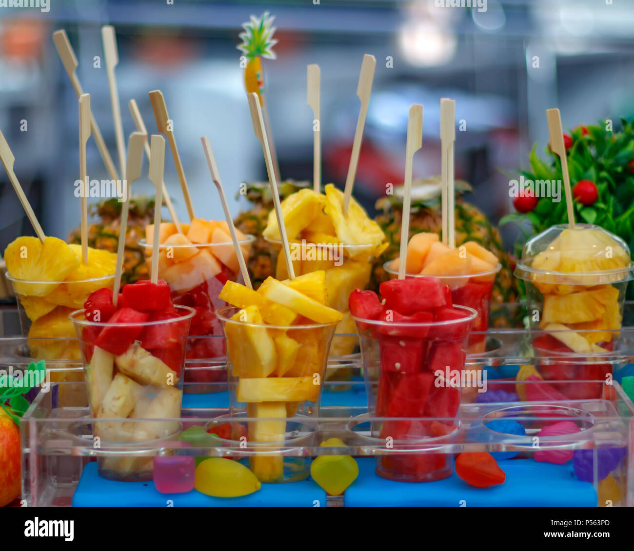 Cup cups hi-res stock photography and images - Alamy