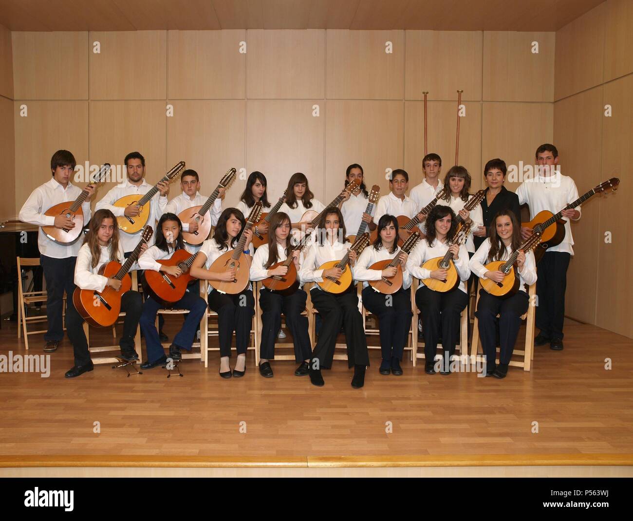Rondalla hi-res stock photography and images - Alamy