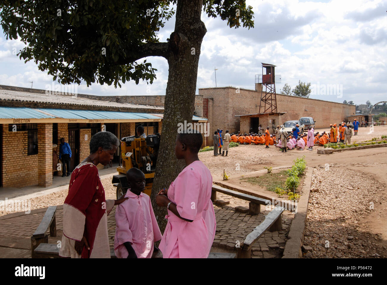 RWANDA, Gitarama , jail with 7500 prisoner , mostly for Hutu for ...
