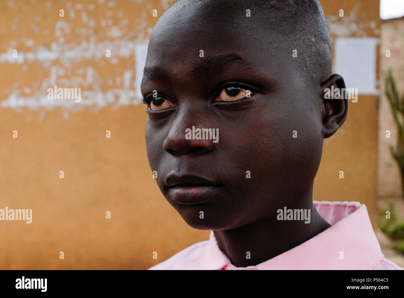 RWANDA, Gitarama , jail with 7500 prisoner , mostly for Hutu for ...