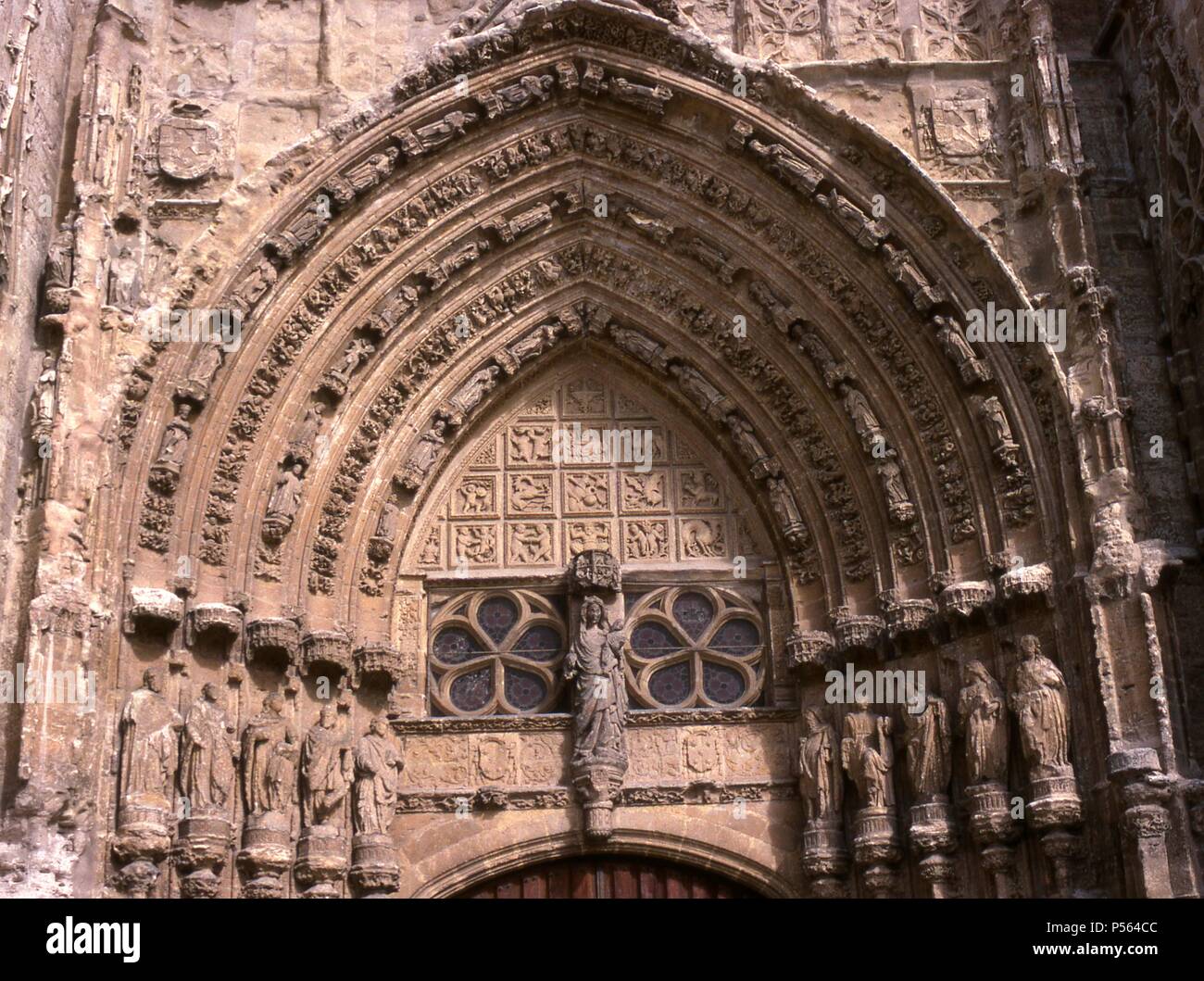 ARTE GOTICO. ESPAÑA. CATEDRAL DE SAN ANTOLIN. Construída entre los ...