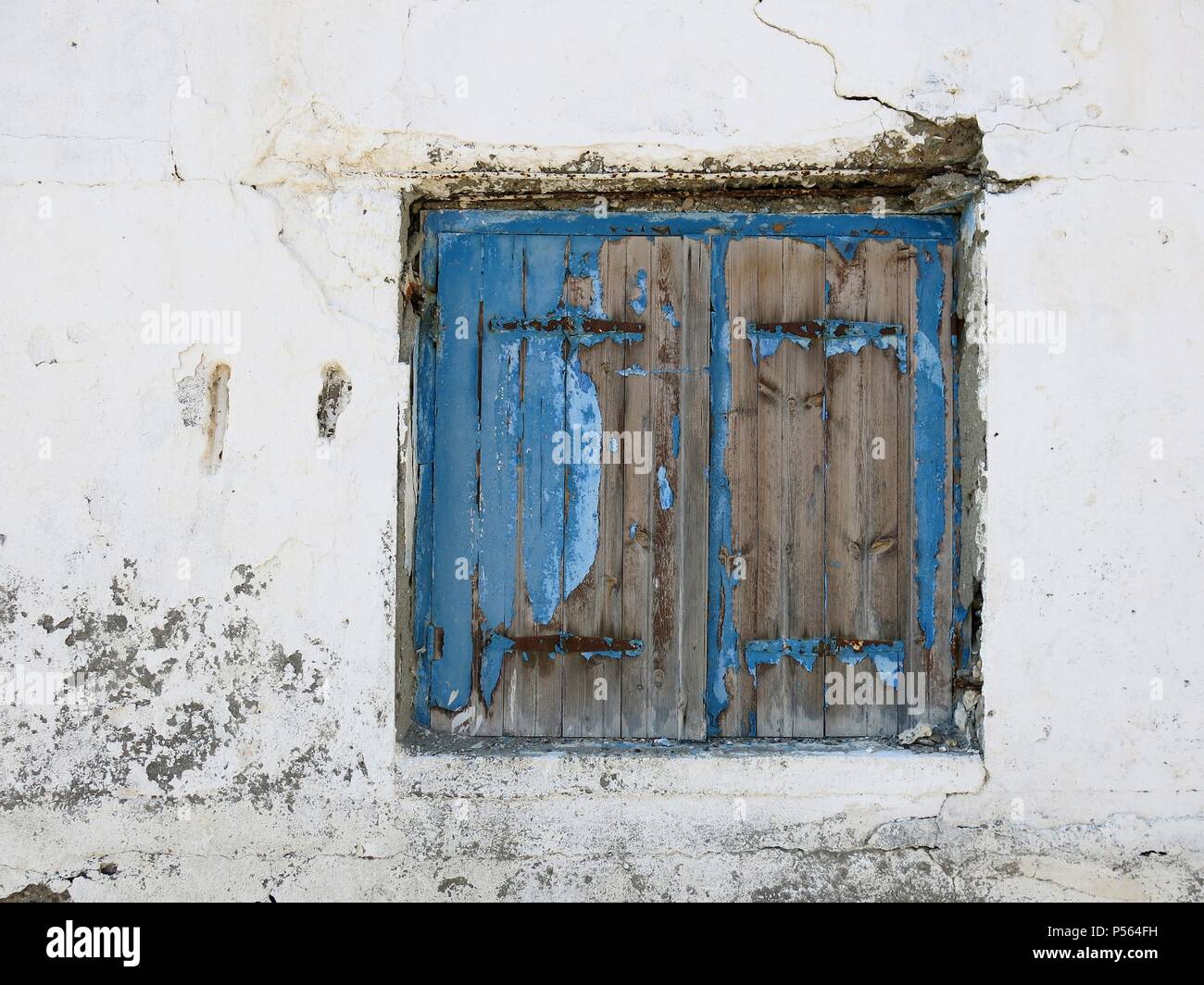 Weathered blue window hi-res stock photography and images - Alamy