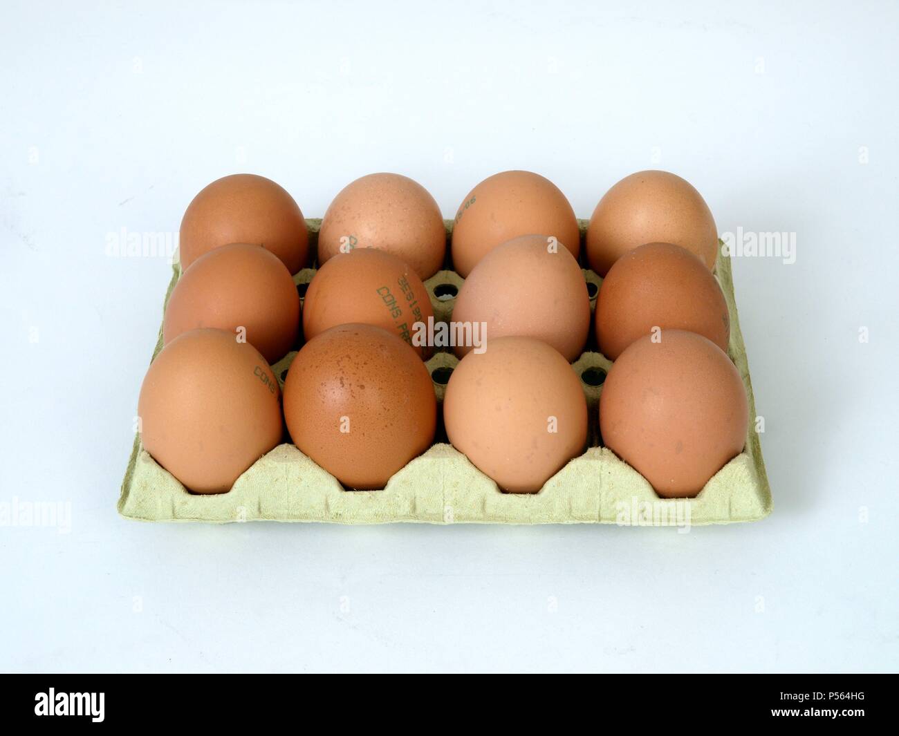 DOCENA DE HUEVOS Stock Photo - Alamy