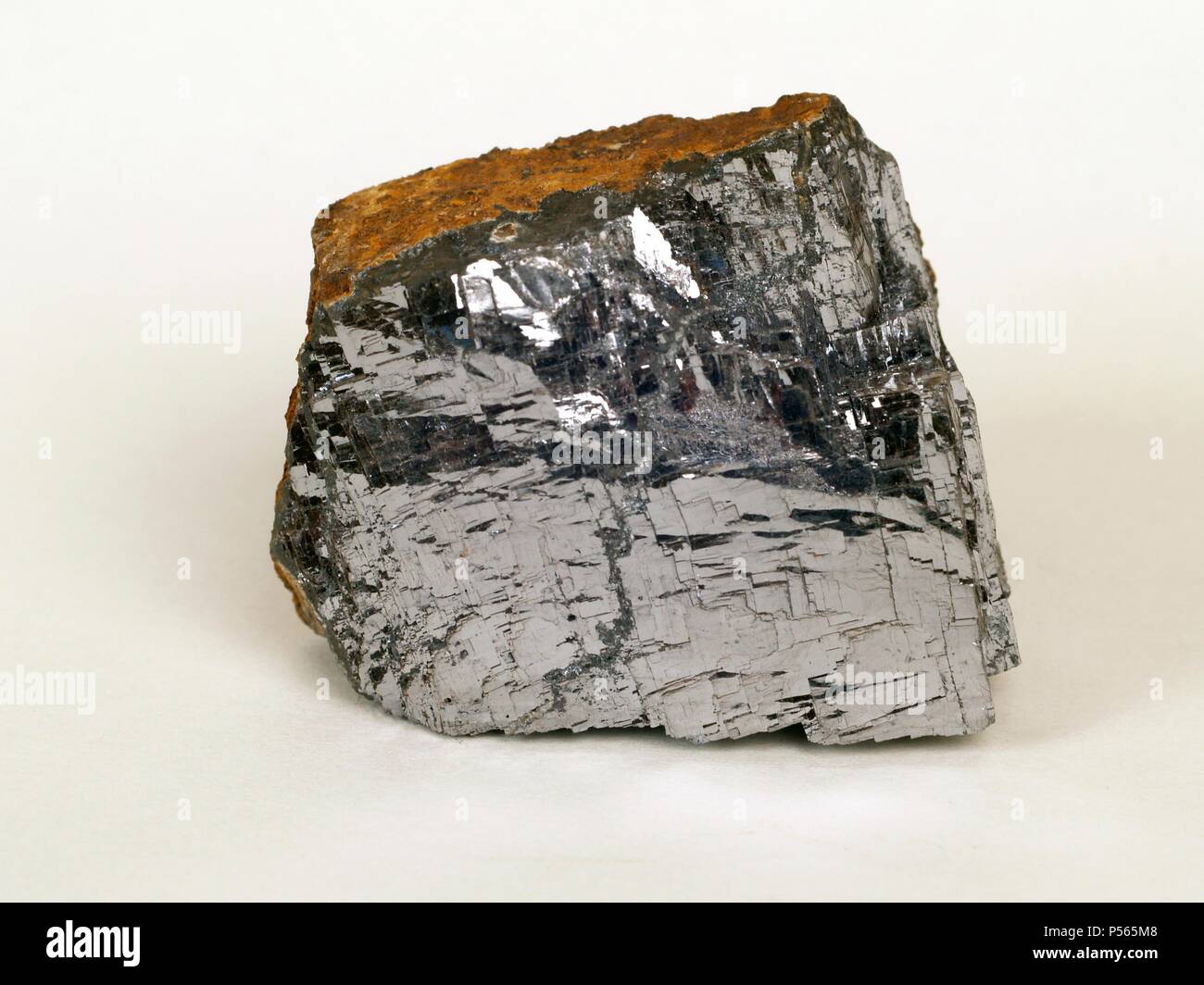 GALENA. Sulfuro de plomo, monométrico, color gris plomo, brillo ...