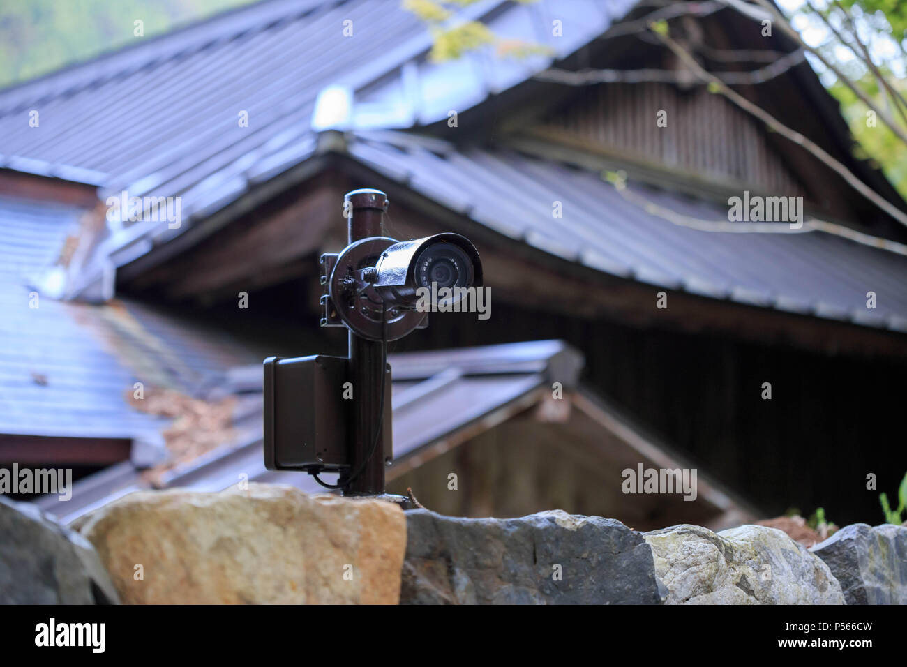 Traditional japanese wooden building hi-res stock photography and images - Alamy