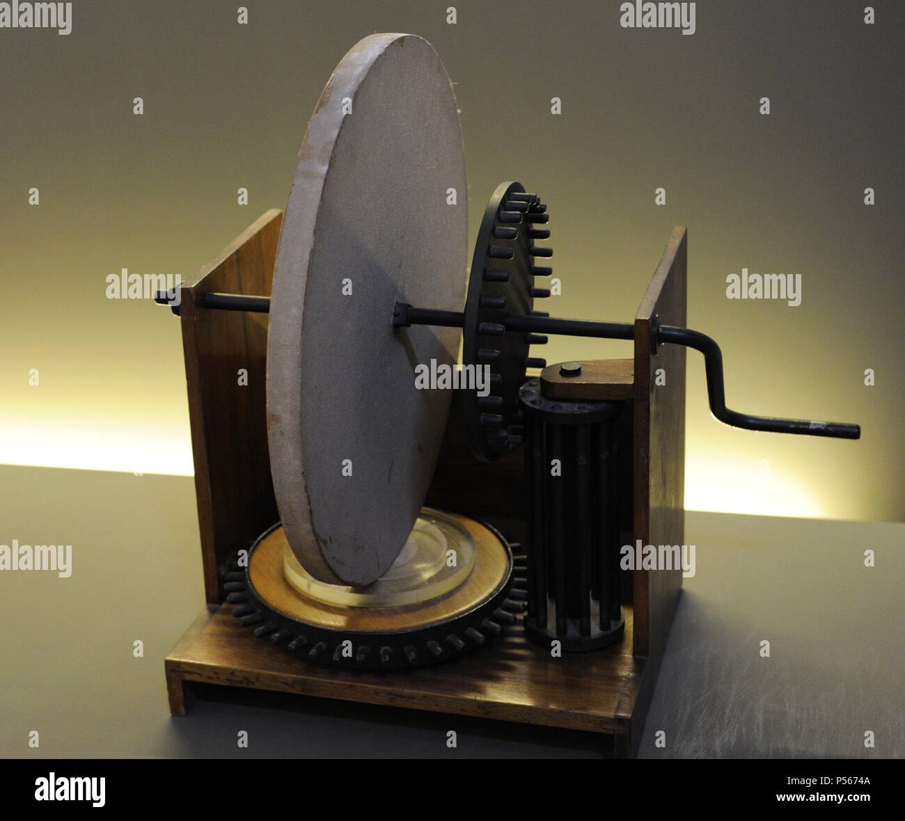 Mirror Lapper. Machine by to the manufacturing of concave mirrors ...