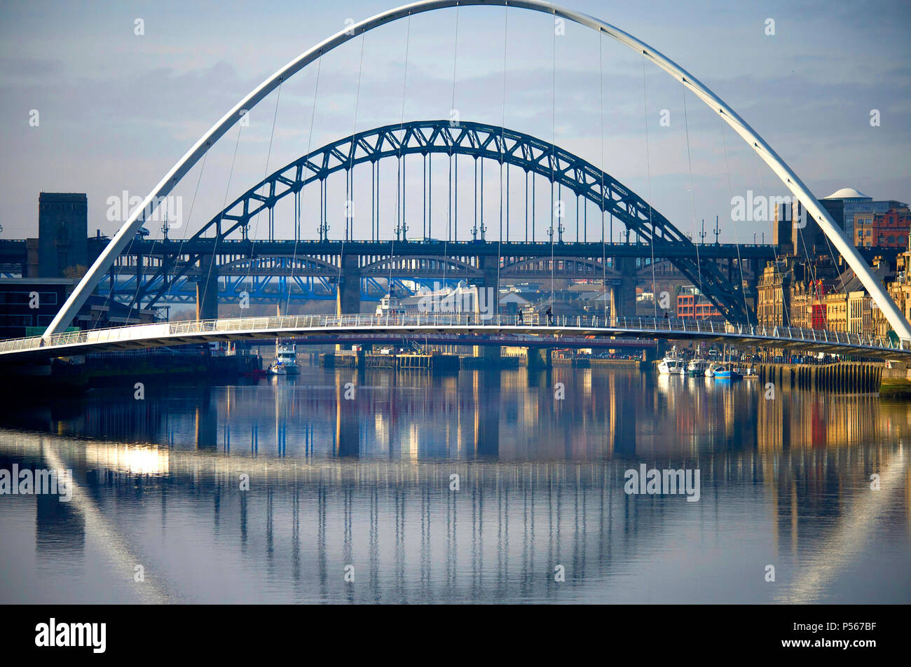 Newcastlegateshead quays hi-res stock photography and images - Alamy