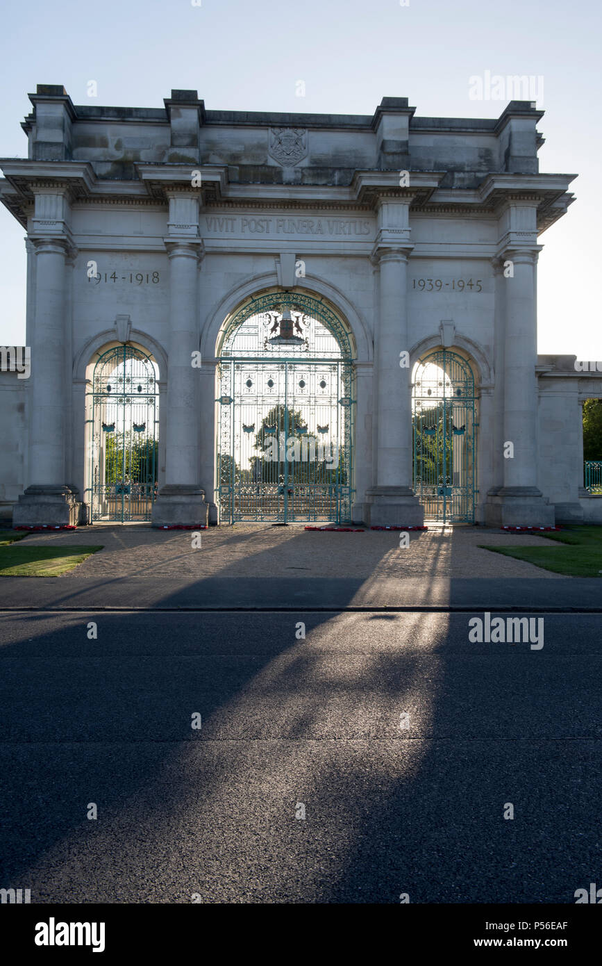 The War Memorial at Victoria Embankment in Nottingham, Nottinghamshire ...