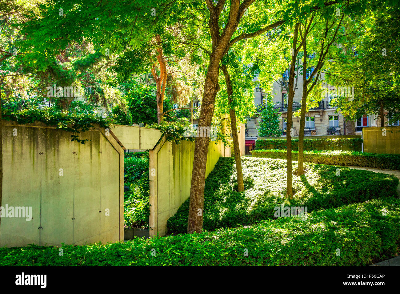 Parc Andre Citron in Paris, France Stock Photo - Alamy