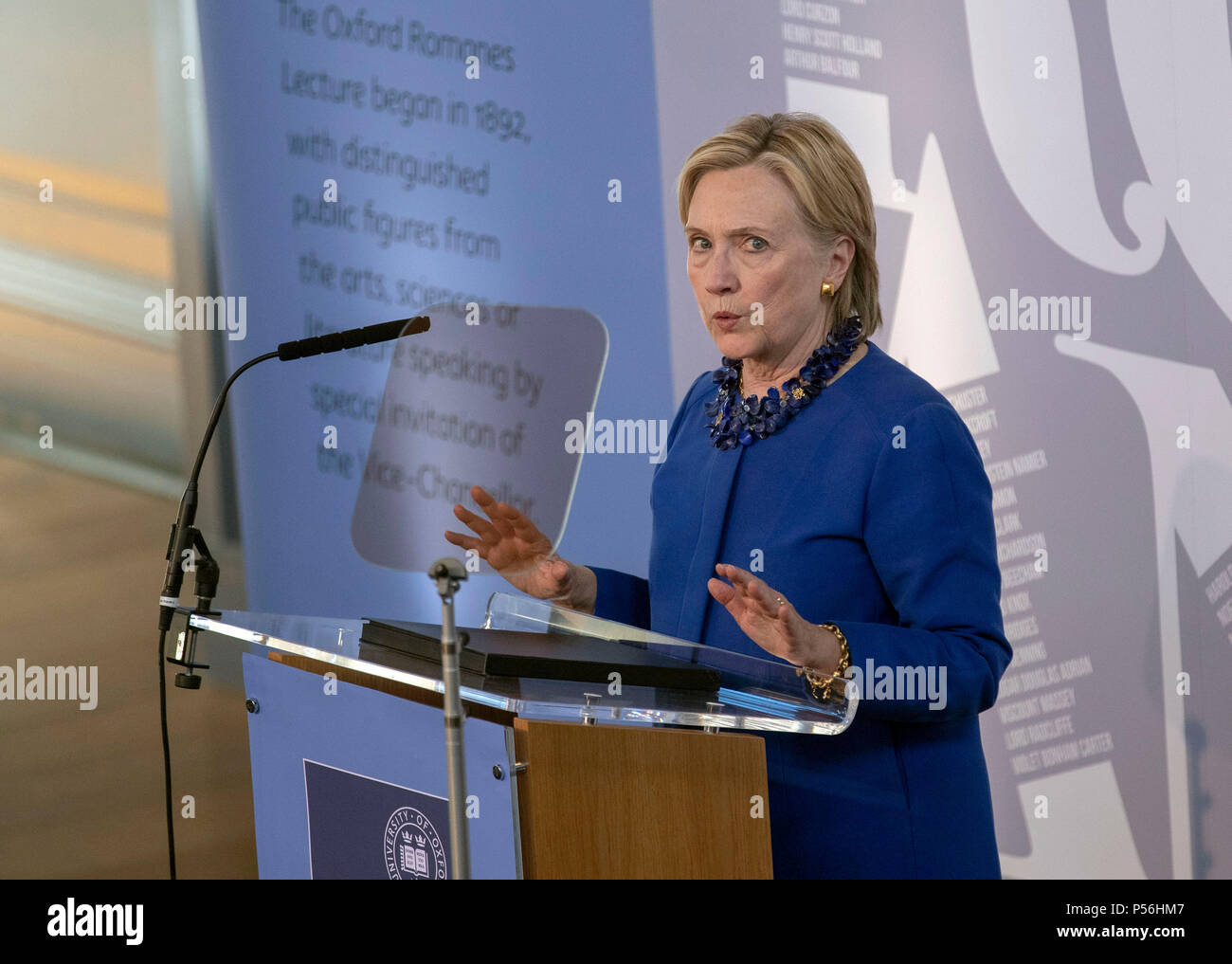 Hillary Clinton delivers the Romanes Lecture at the Sheldonian Theatre ...