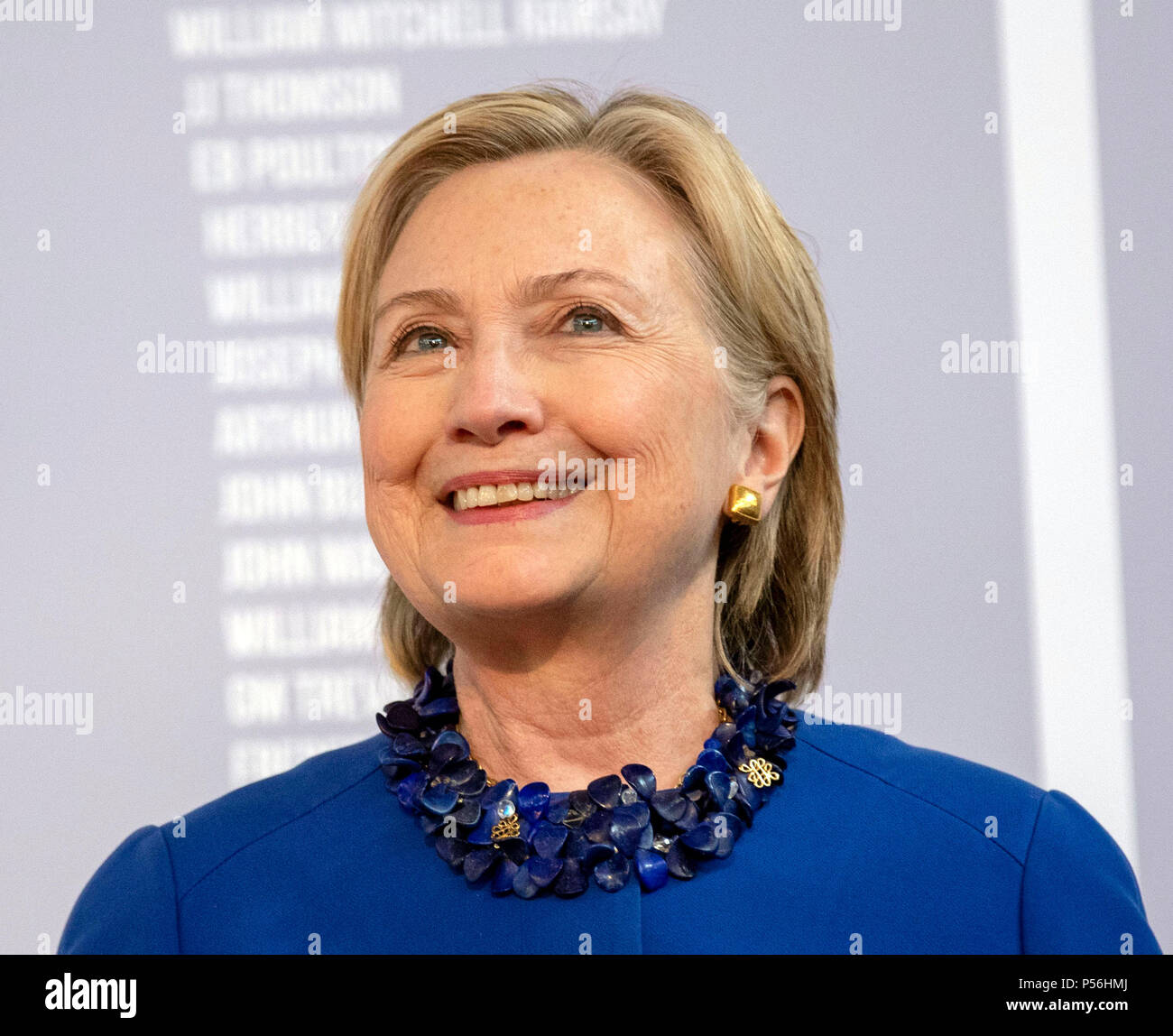 Hillary Clinton delivers the Romanes Lecture at the Sheldonian Theatre ...