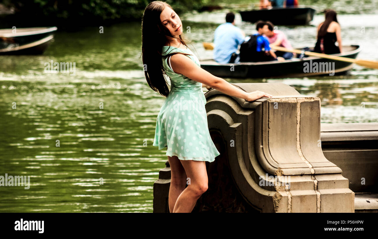 Graceful girl hi-res stock photography and images - Alamy