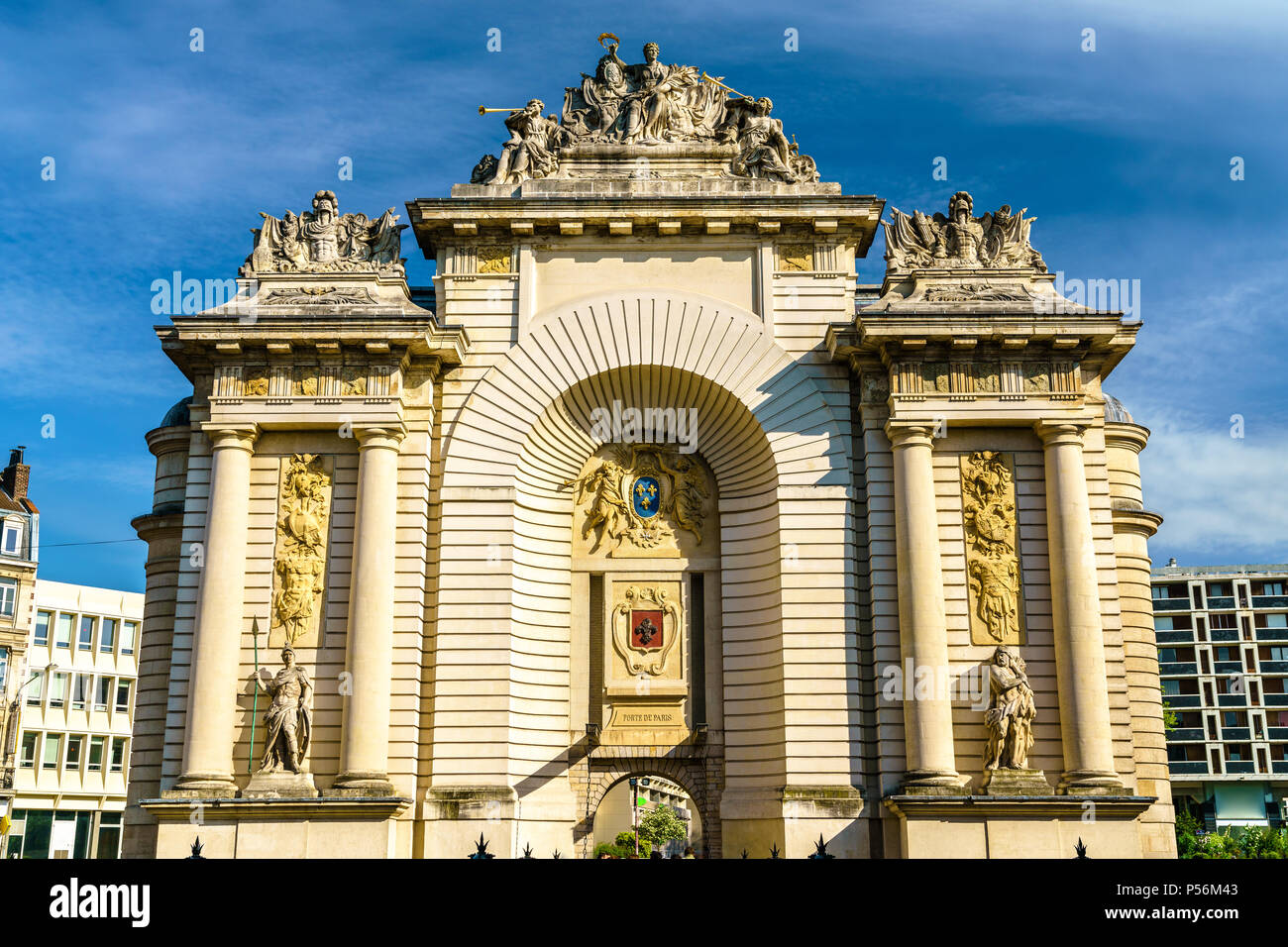 Porte de paris lille hi-res stock photography and images - Alamy