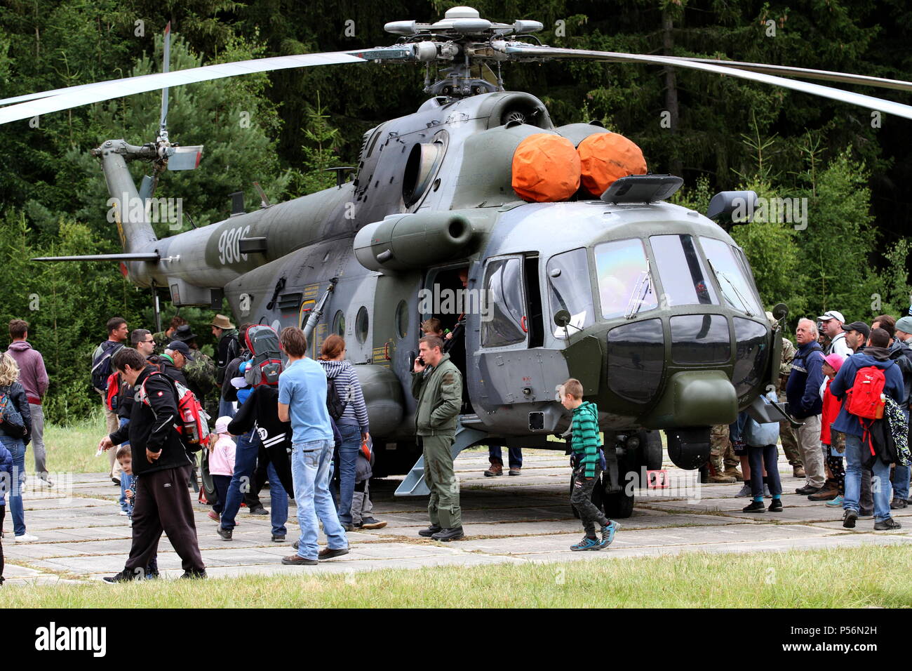 Mil mi 171 helicopter hi-res stock photography and images - Alamy