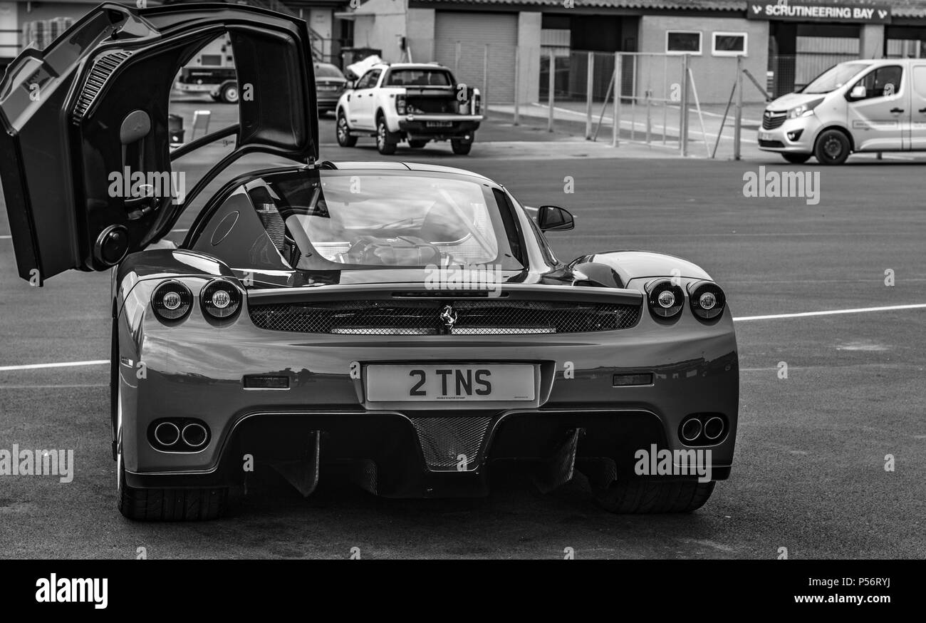 Ferrari enzo hi-res stock photography and images - Alamy