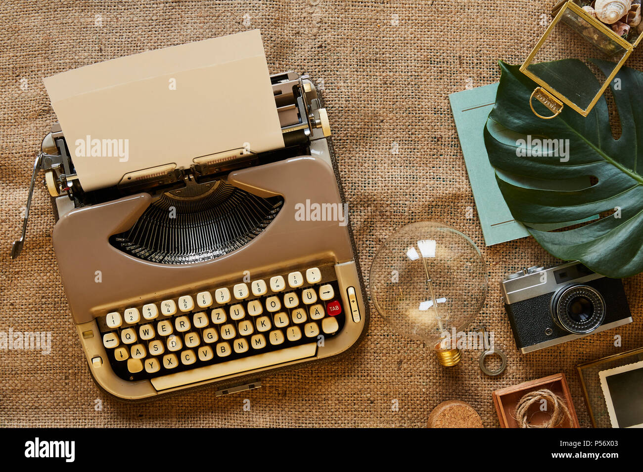 Vintage typewriter in artistic hi-res stock photography and images - Alamy