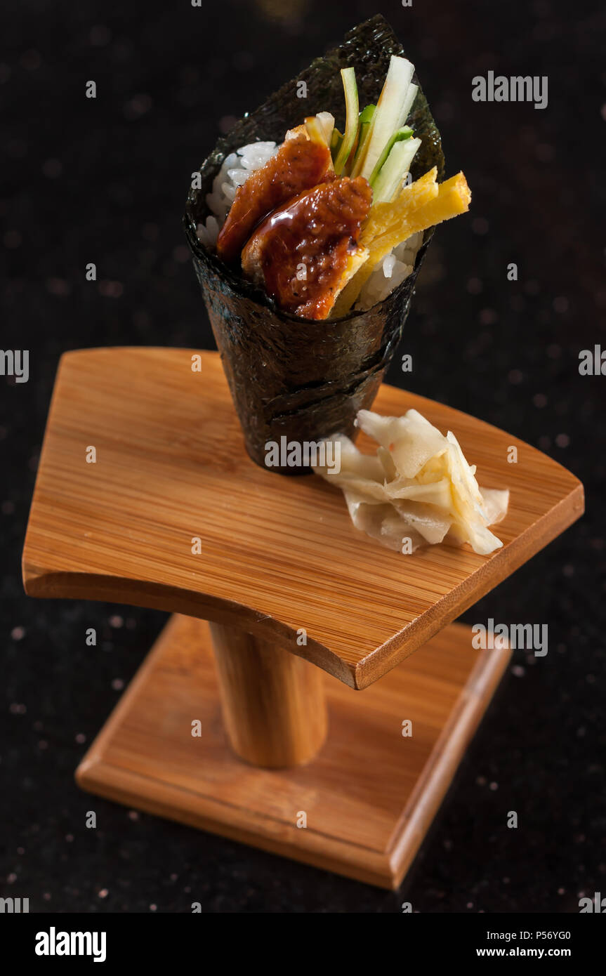 Traditional dace hi-res stock photography and images - Alamy