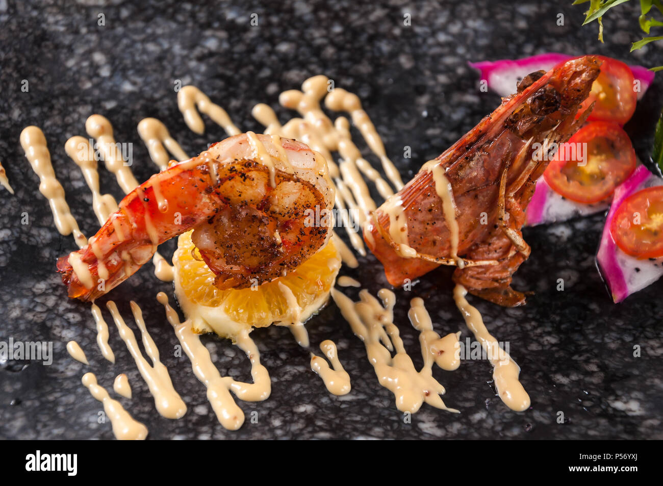 Single prawn plate hi-res stock photography and images - Alamy