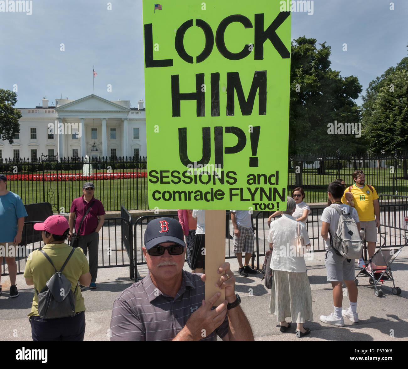 Immigration protest sign usa hi-res stock photography and images - Alamy