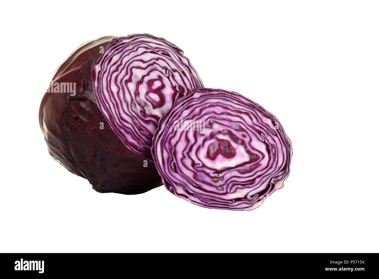 isolated closeup sliced red cabbage Stock Photo - Alamy