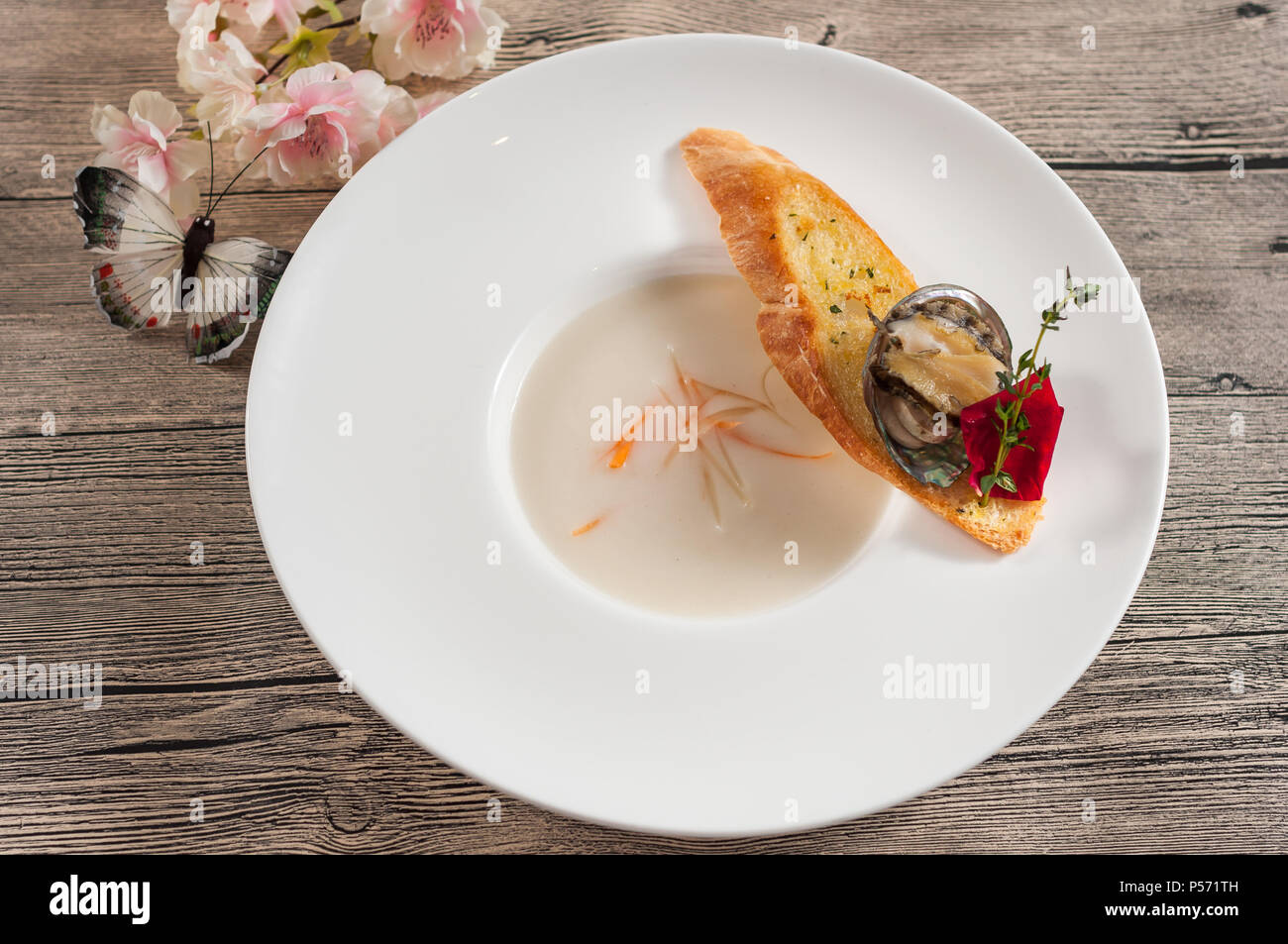Abalone of the plate hi-res stock photography and images - Alamy