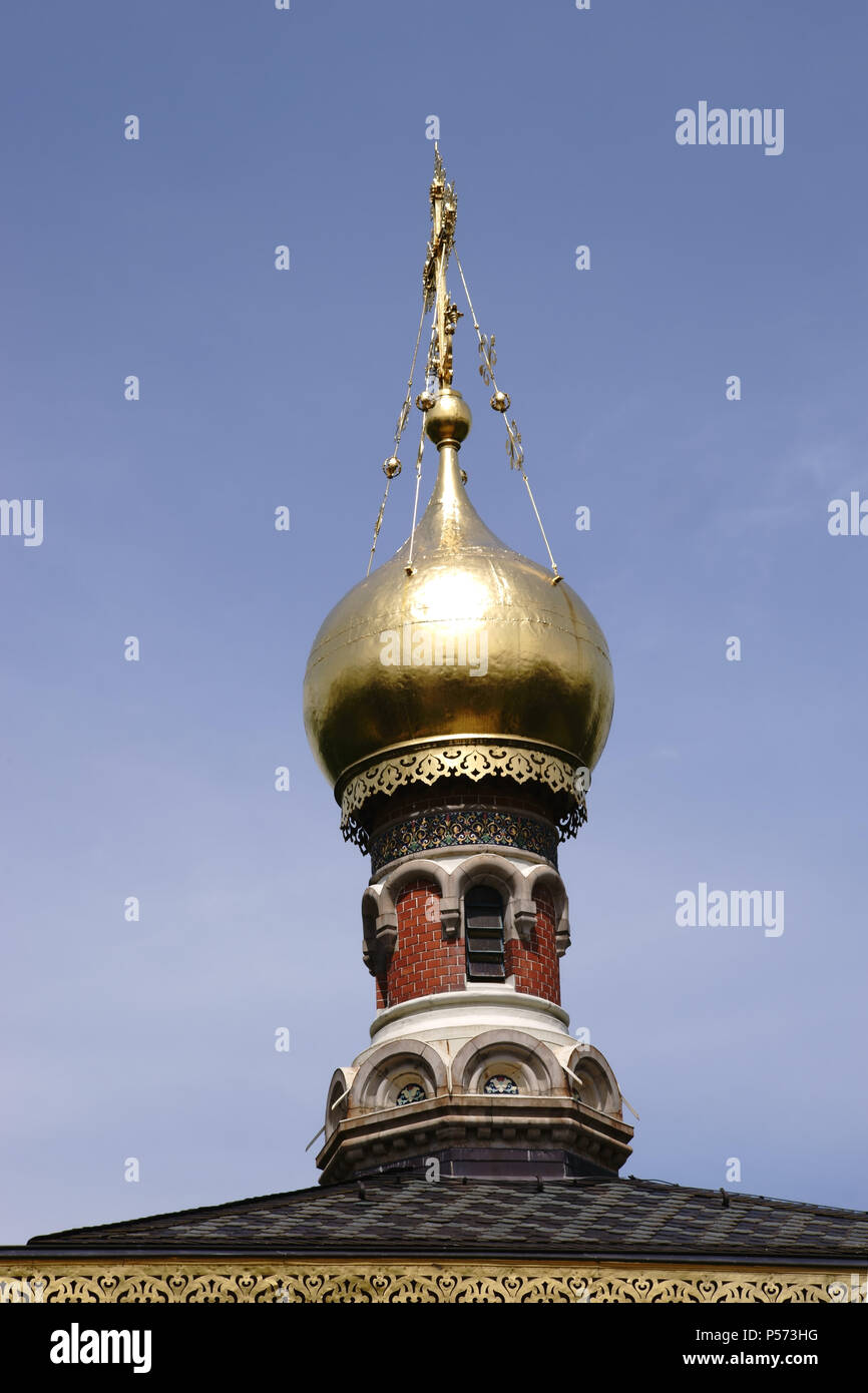 Golden onion turrets hi-res stock photography and images - Alamy