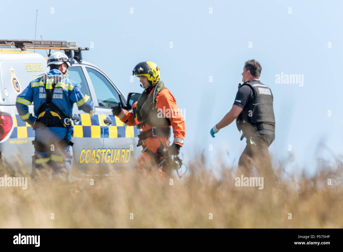Beachy Head, Eastbourne, East Sussex, UK. 25th June 2018.Police, the ...