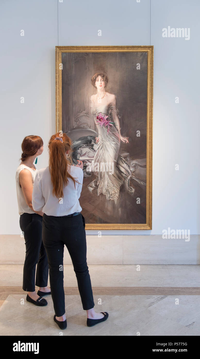 Robilant & Voena, Dover Street, London, UK. 25 June, 2018. Society ...