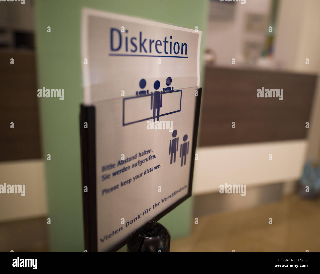 Hospital relatives room hi-res stock photography and images - Alamy
