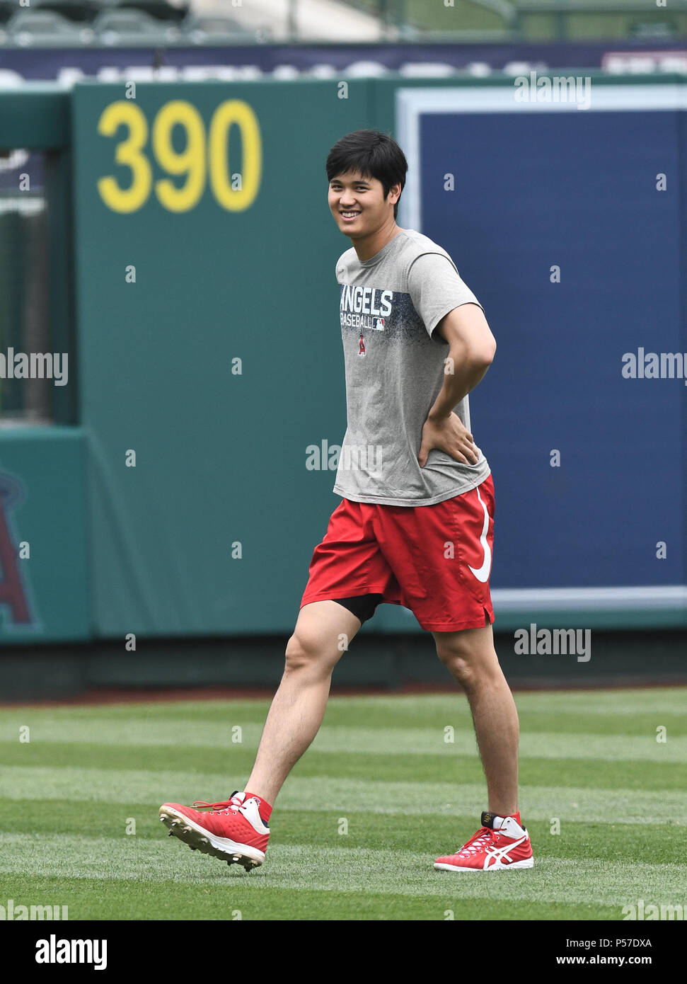 Shohei Ohtani of the Los Angeles Angels trains before the Major League ...