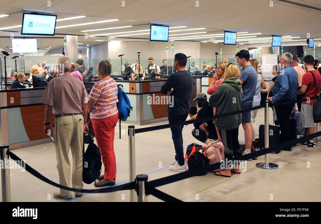 Orlando, Florida, USA. 25th June, 2018. International travelers ...