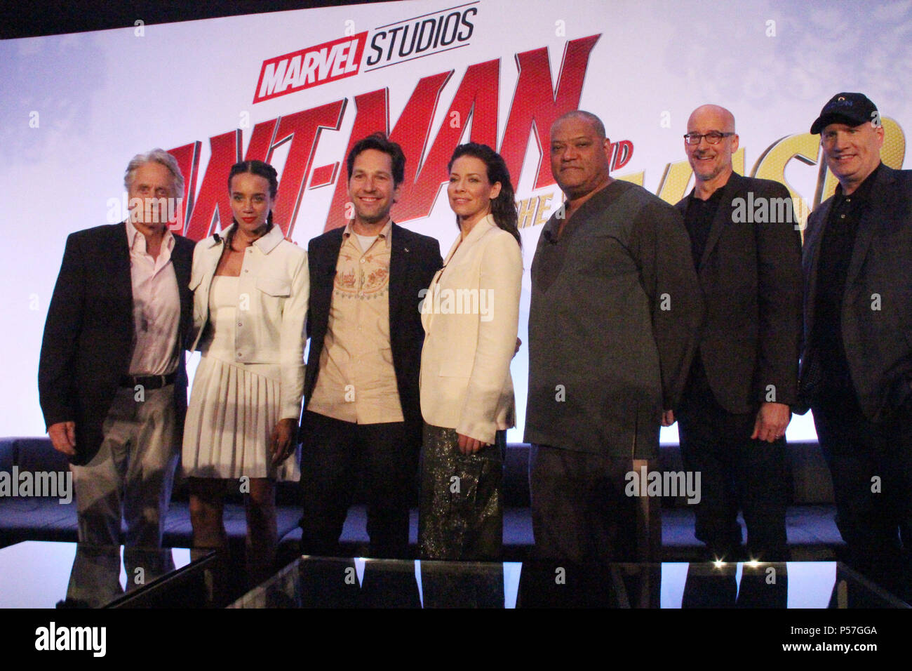 Michael Douglas, Hannah John-Kamen, Paul Rudd, Evangeline Lilly ...