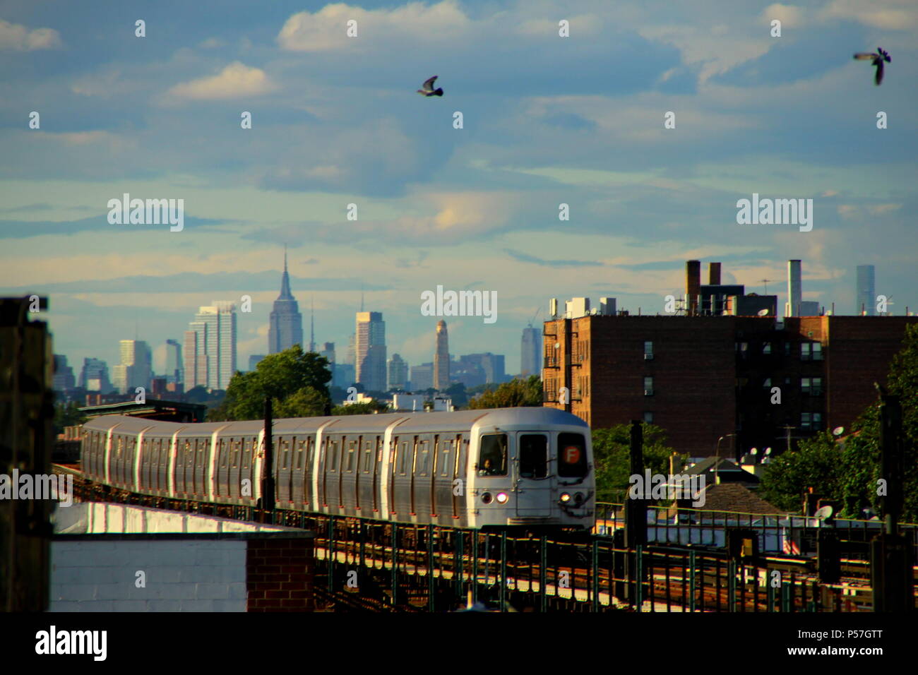 Manhattan nyc train line hi-res stock photography and images - Alamy