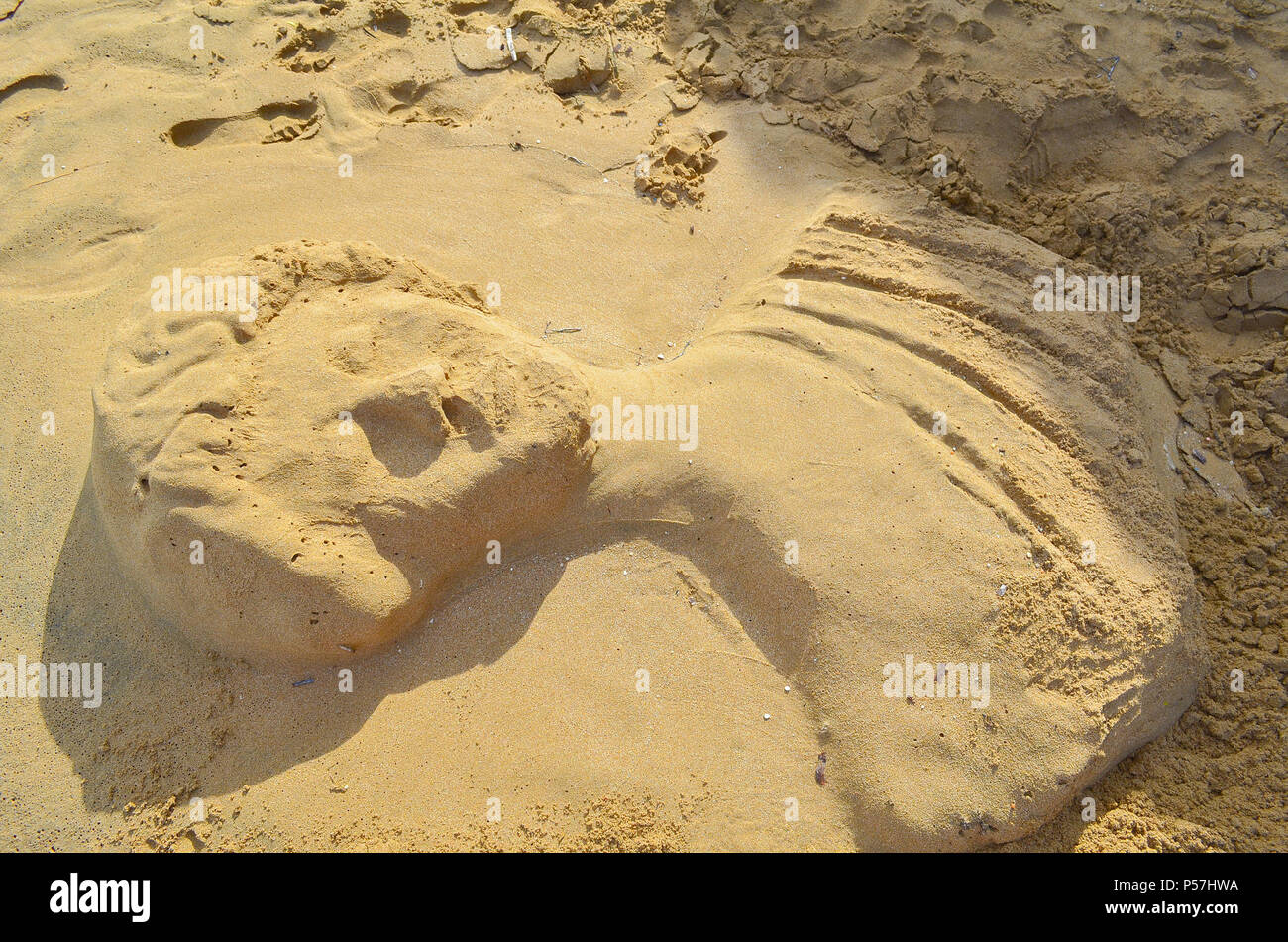 Human form sculpture hi-res stock photography and images - Alamy