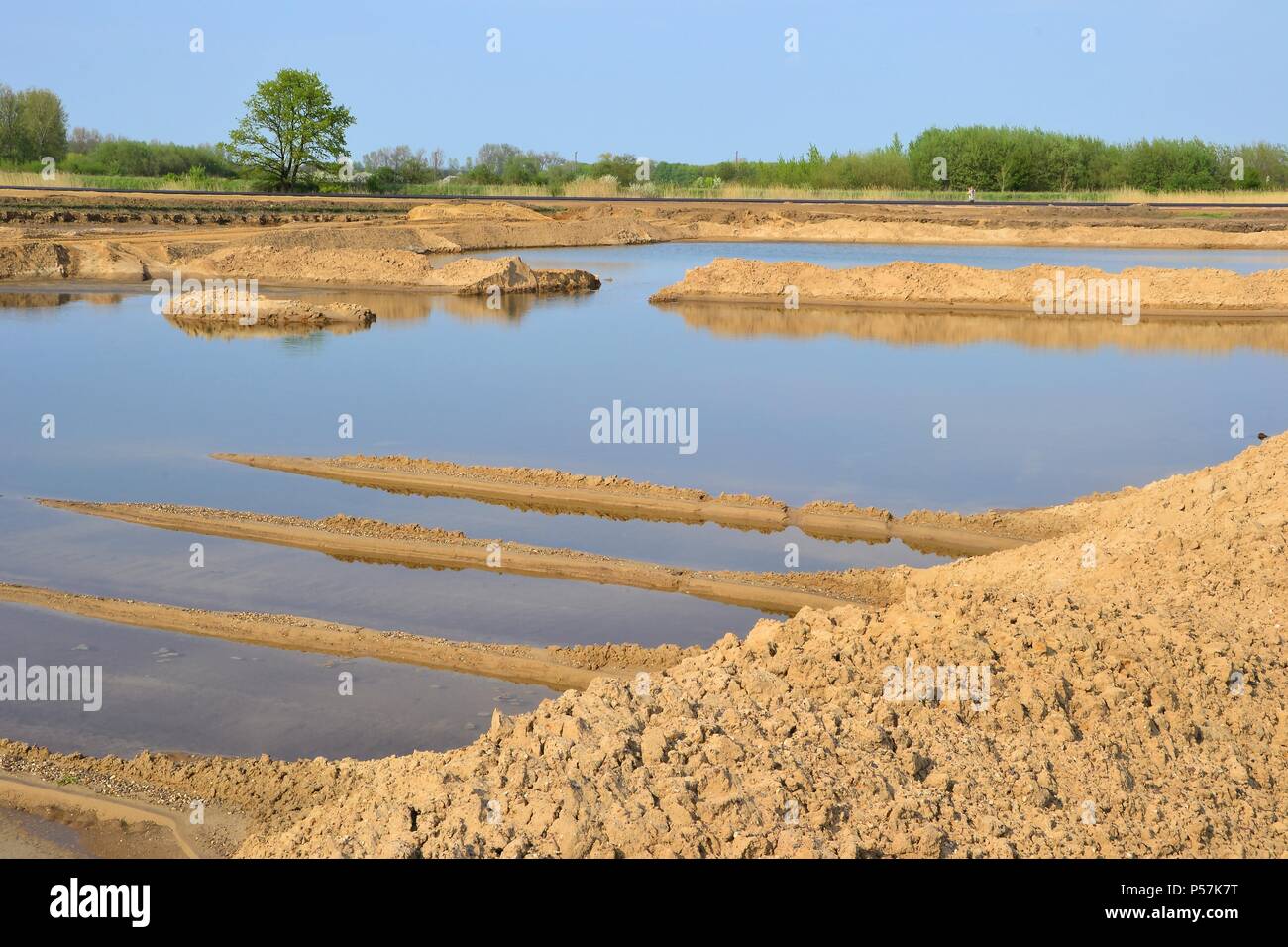 Gravel pit lake hi-res stock photography and images - Alamy