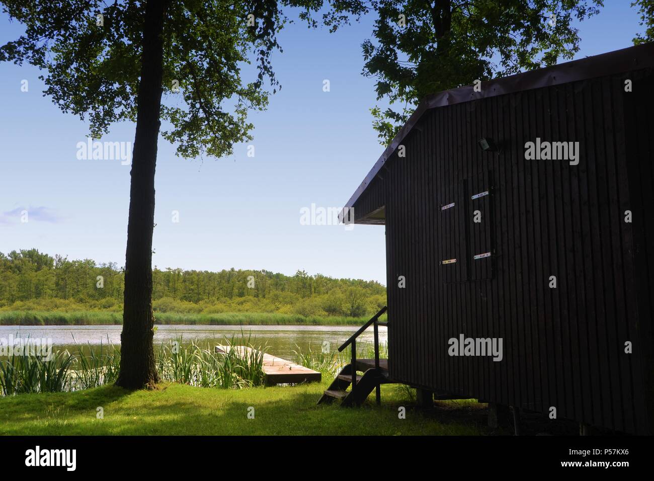 Lake idyll hi-res stock photography and images - Alamy