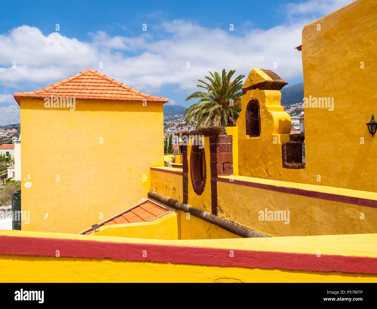 View old castle fortaleza hi-res stock photography and images - Alamy