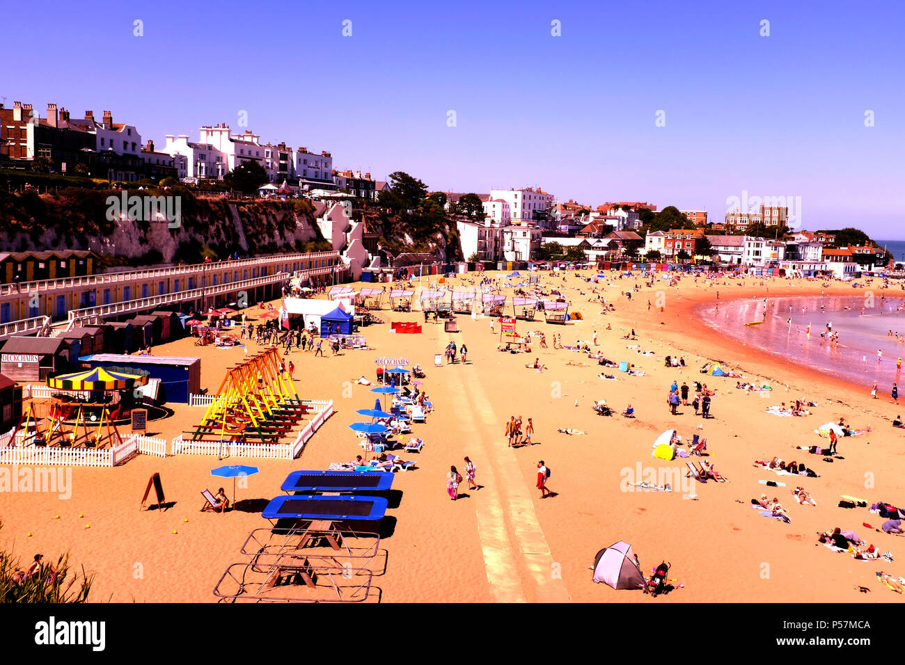 broadstairs town beach in kent county uk june 2018 Stock Photo - Alamy