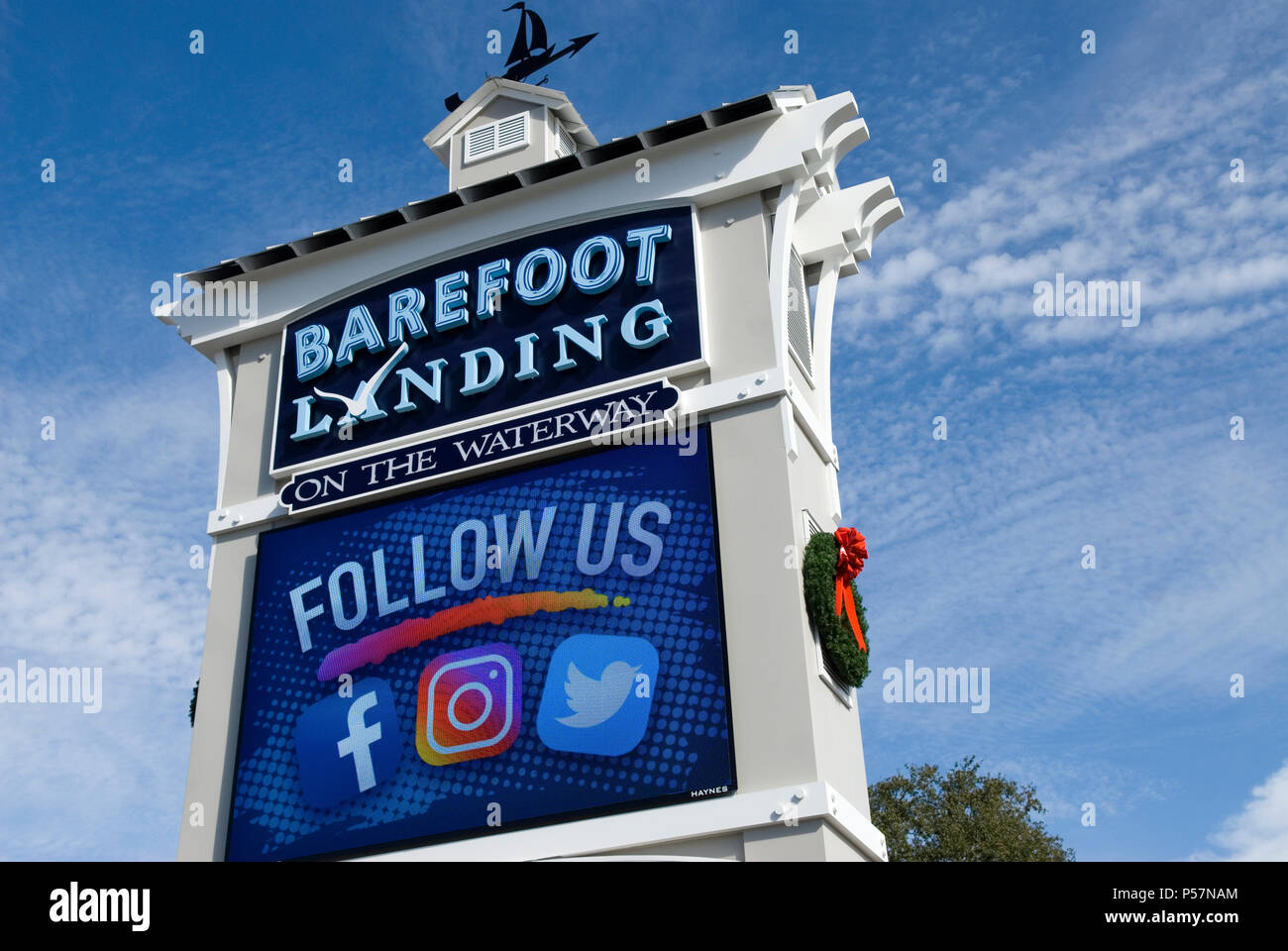 Barefoot Landing Logo Stay & Play In North Myrtle Beach | Greg Norman
