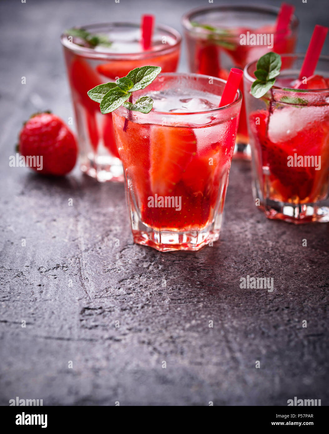 Summer fresh drink strawberry lemonade Stock Photo - Alamy
