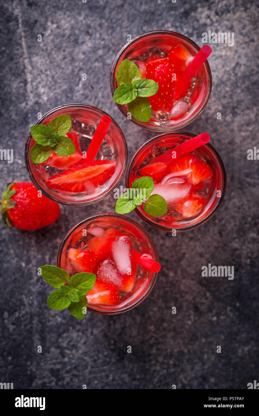 Summer fresh drink strawberry lemonade Stock Photo - Alamy