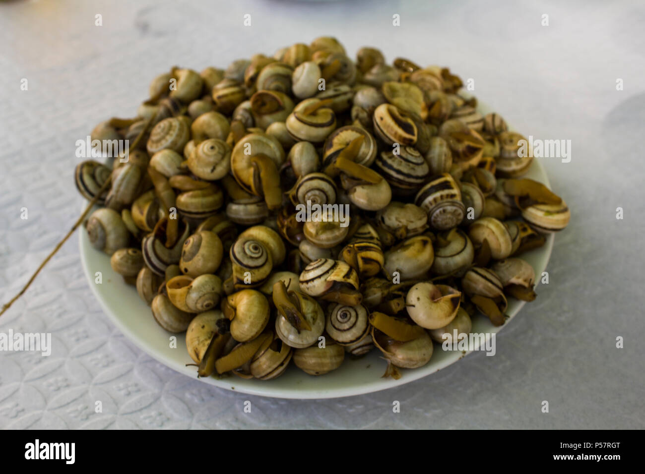 Cooked snails hi-res stock photography and images - Alamy