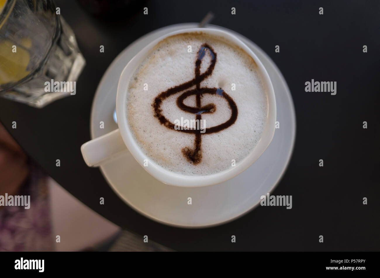 Musical note cup hi-res stock photography and images - Alamy
