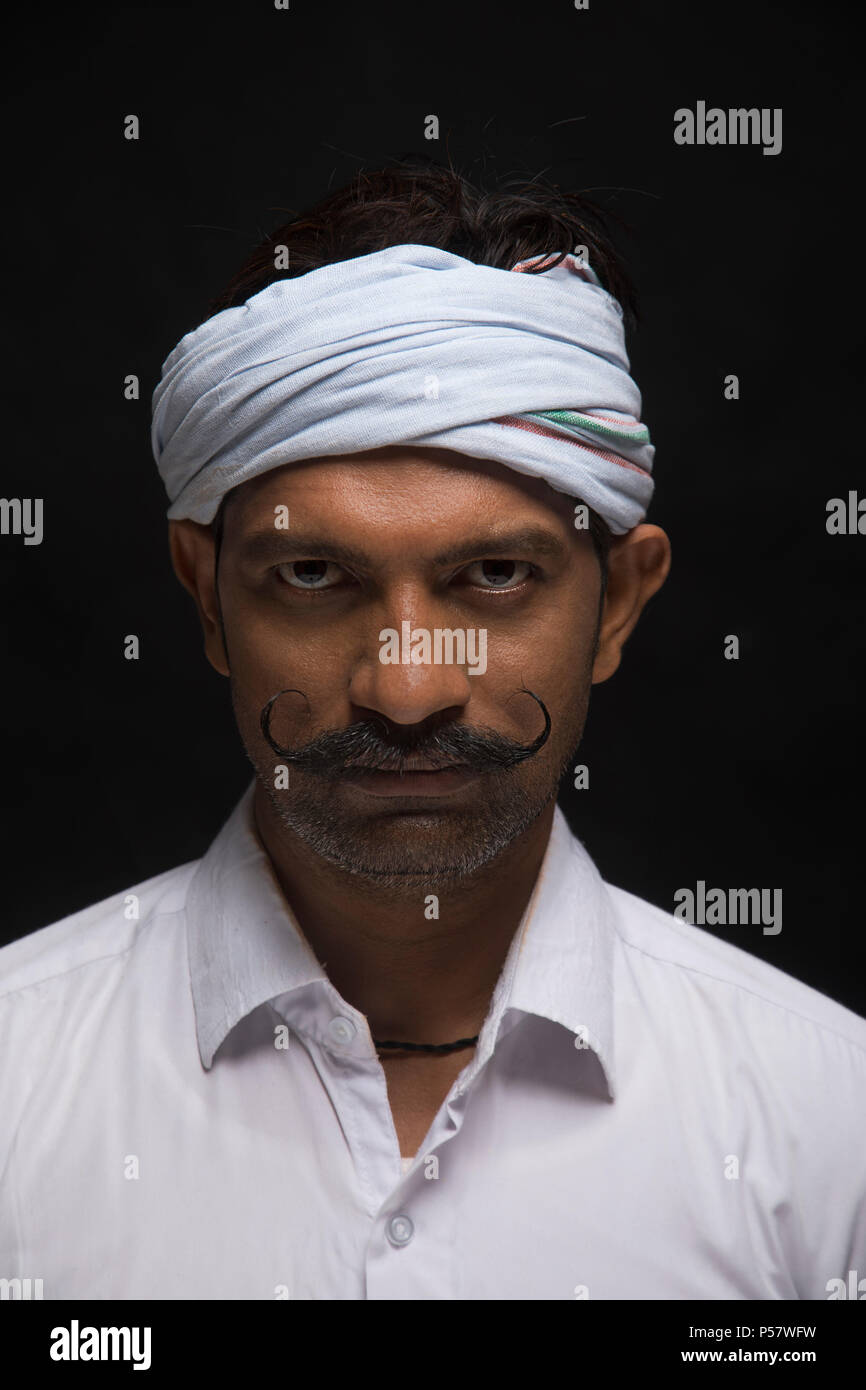 Close up of Indian rural man Stock Photo - Alamy