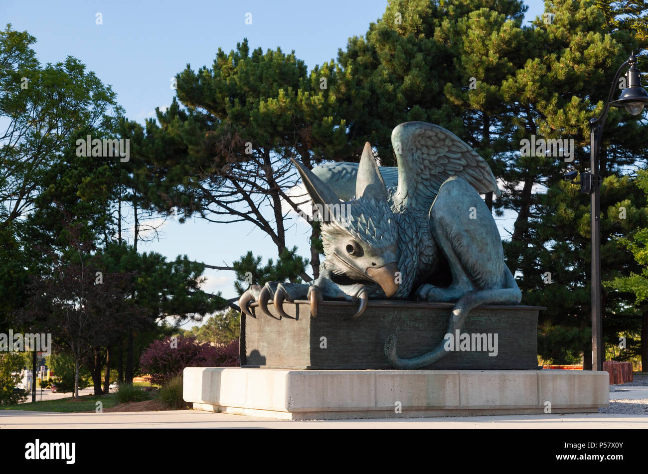Gryphon statue u of g hi-res stock photography and images - Alamy